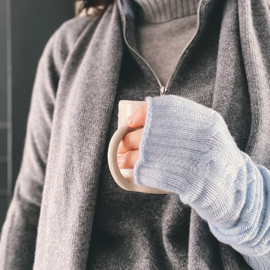 Long Cashmere hand warmers | Tom Lane